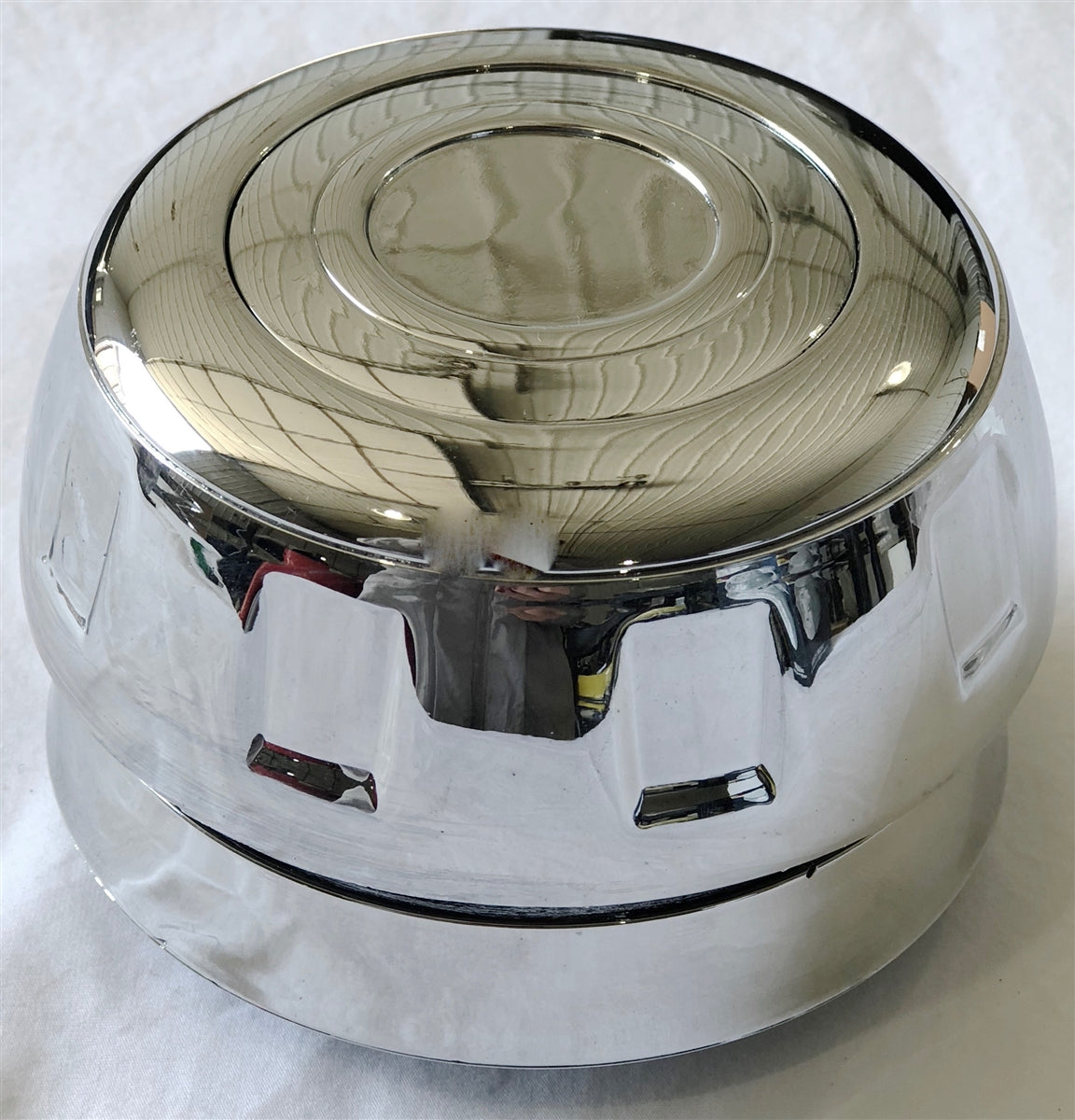 Peterbilt 06+/Kenworth 03+ Chrome Hub/Horn Assembly